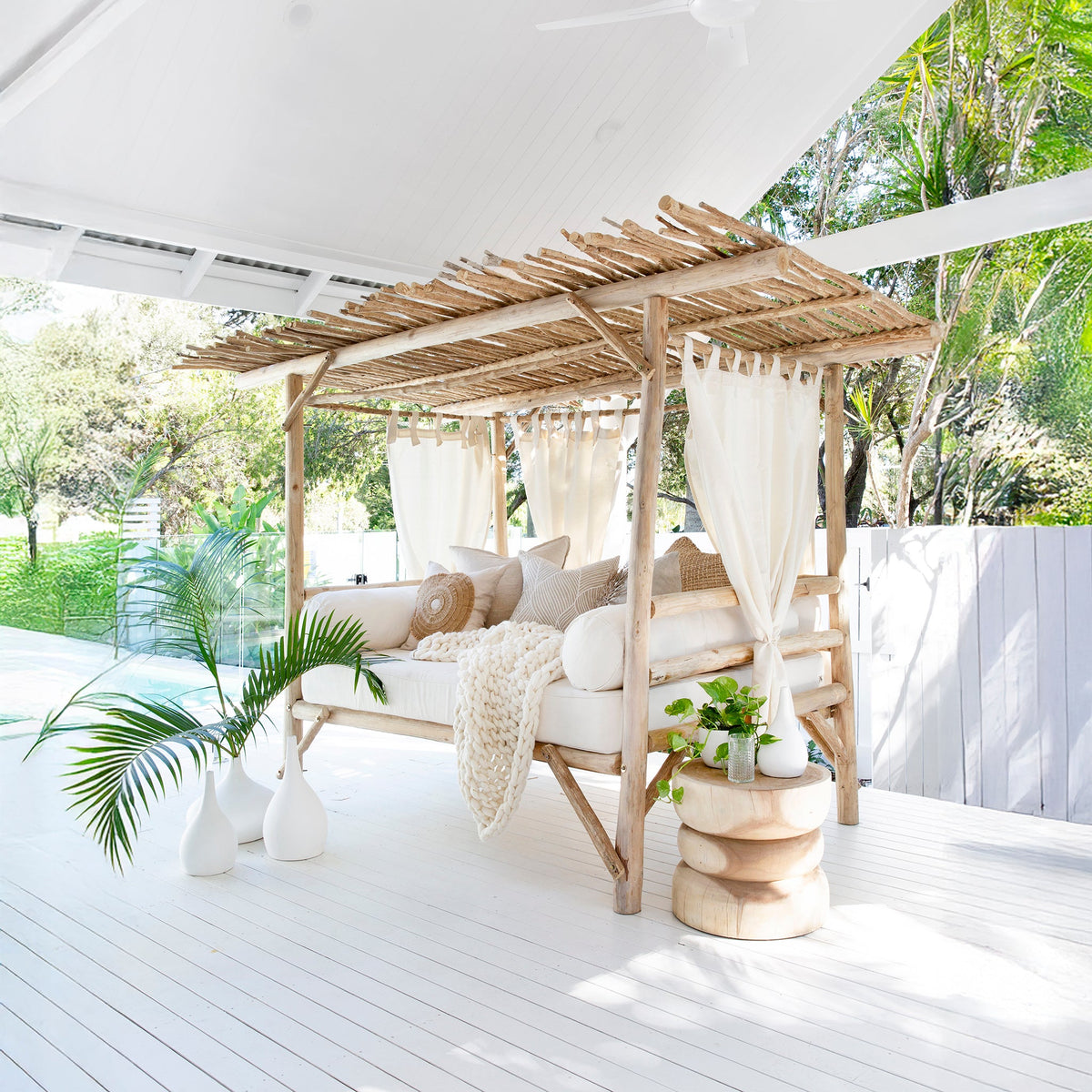 End Of Line Exclusive to Uniqwa Collections trade clients