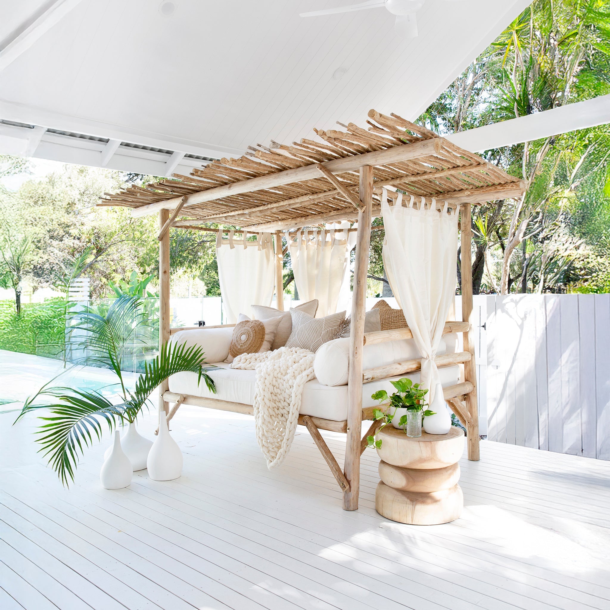 End Of Line Exclusive to Uniqwa Collections trade clients